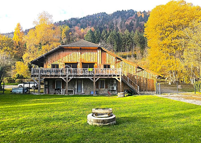 Maison à vendre - Marignier - 8 pièces - 6 chambres