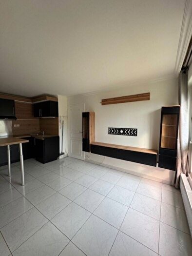 Appartement à louer - Lamorlaye - 2 pièces - 1 chambre