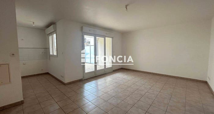 Appartement 3 pièces à Basses Ferrailles-Jas, Cavaillon, à louer