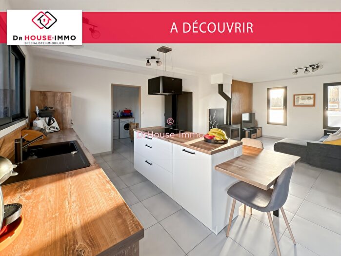 Maison à vendre - Le Luart - 4 pièces - 3 chambres