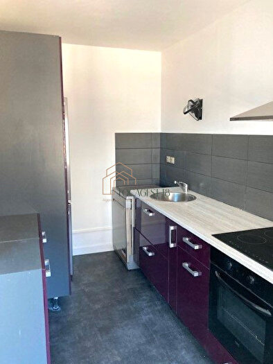 Appartement 4 pièces à Bourges, Centre-ville, Charlet, Lahitolle, Pignoux, Sembat, à louer