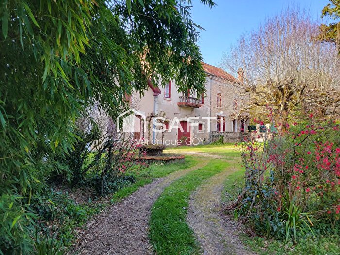 Maison à vendre - Saint-Front-de-Pradoux - 7 pièces - 4 chambres