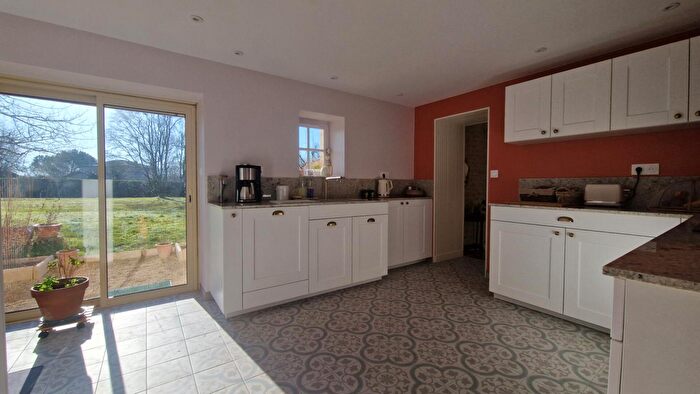 Maison à vendre - Mougon - 7 pièces - 4 chambres