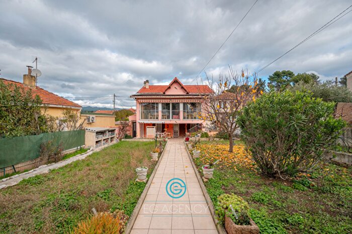 Maison à vendre - Plan-de-Cuques - 4 pièces - 3 chambres