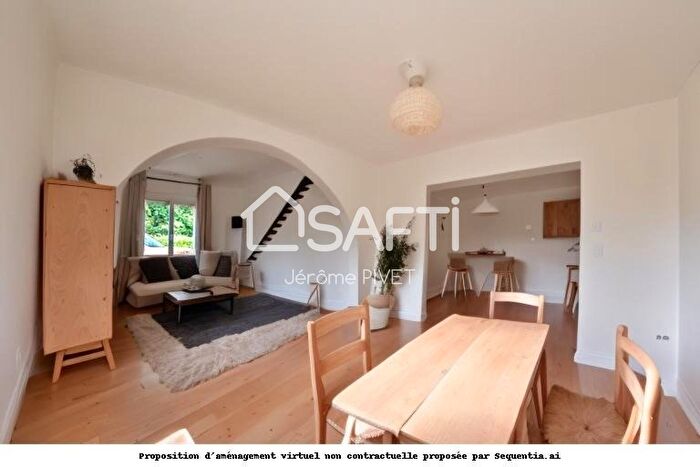 Maisons à vendre et appartements à louer - 1