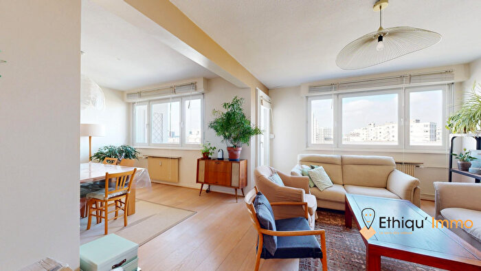 Appartement 4 pièces à vendre - Strasbourg, L'Esplanade, Citadelle