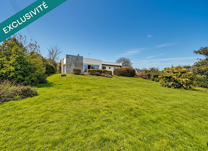 Maison à vendre - Plougonvelin - 6 pièces - 4 chambres