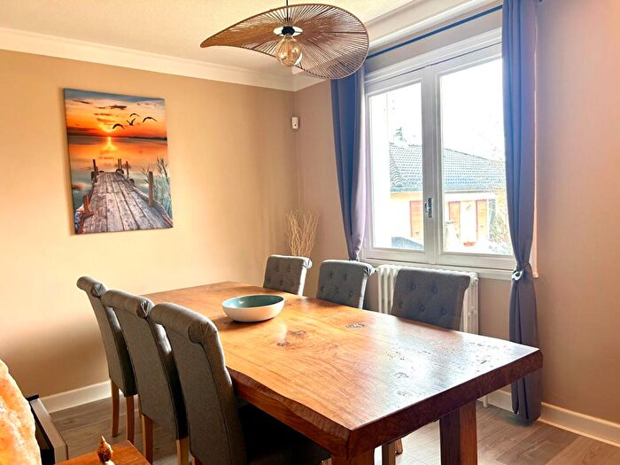 Maison à vendre - Roanne, Parc des Sports - 4 pièces - 2 chambres