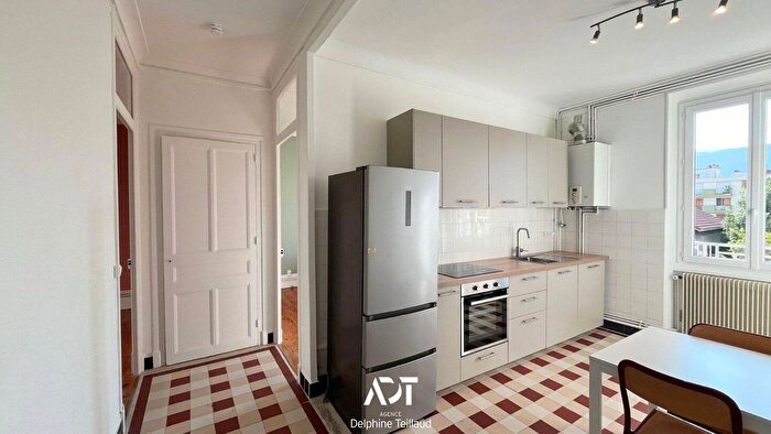 Appartement à louer - Allies-Clos dOr, Grenoble - 2 pièces - 1 chambre