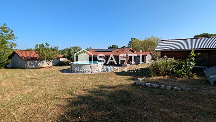 Maison à vendre - Aubiet - 5 pièces - 4 chambres