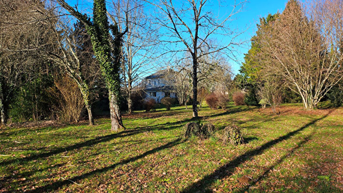 Maison à vendre - Angoisse - 5 pièces - 3 chambres