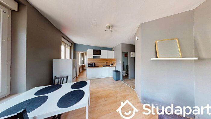 Cernay Jamin-Jean Jaurès-Epinettes, Reims : Appartement 2 pièces à louer