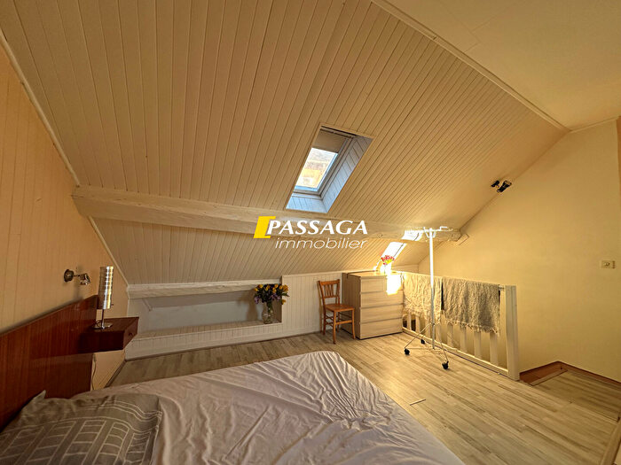 Appartement à vendre - Rodez, Centre historique, Vieux-Rodez - 2 pièces - 1 chambre