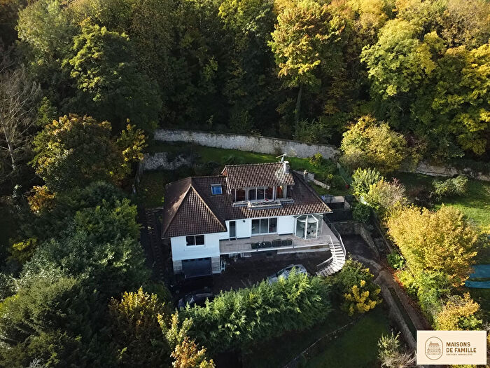 Maison à vendre - Louveciennes - 8 pièces - 5 chambres