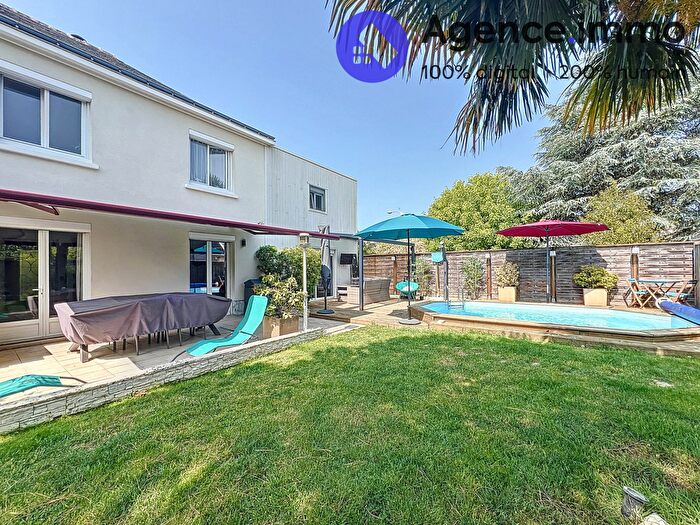 Maison à vendre - Rochecorbon - 7 pièces - 3 chambres