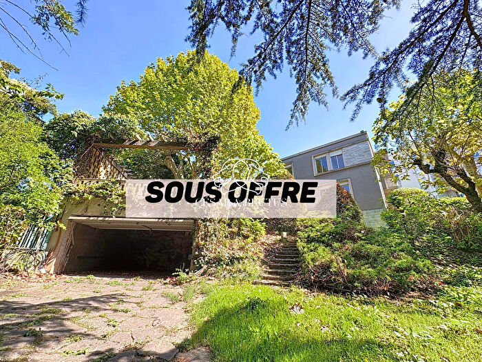 Maison à vendre - Lyon e , Laënnec, Mermoz - 6 pièces - 4 chambres