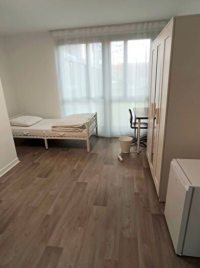 Sud, Saint-Denis : Appartement 1 pièce à louer