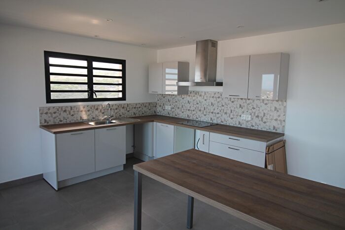 Saint-Paul, Saint-Gilles les Bains : Maison 6 pièces à louer