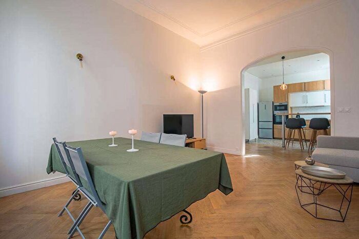 Appartement à louer - Périer, Marseille ème arrondissement - 3 pièces - 2 chambres