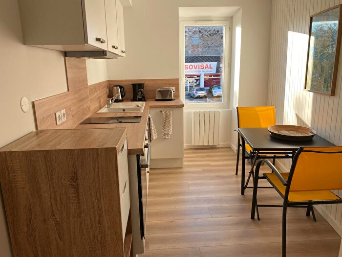 Appartement 1 pièce à Saint-Privat, à louer