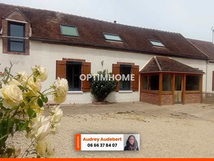 Maison 9 pièces à Villuis, à vendre