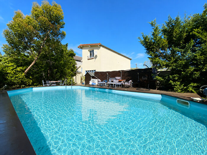 Conflans-Sainte-Honorine, Romagné, Renouveau : Maison 6 pièces à vendre