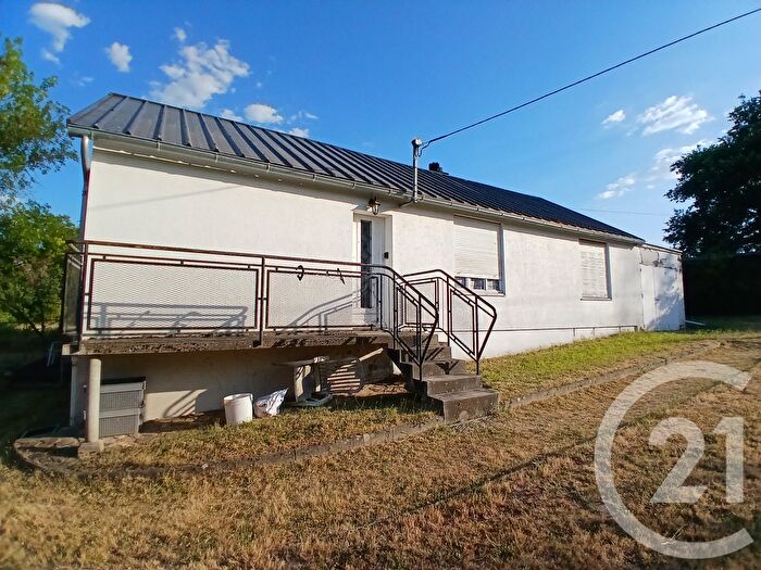 Lavault-Sainte-Anne - Maison 4 pièces à vendre