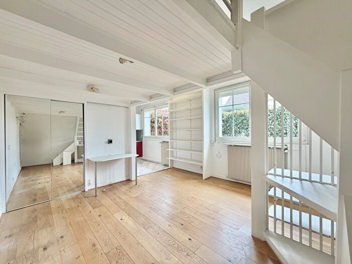 Appartement 1 pièce à vendre - Verrières-le-Buisson, Justice, Amblainvilliers