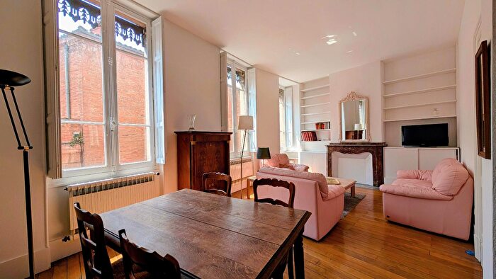 Appartement 3 pièces à Toulouse, Capitole, à louer
