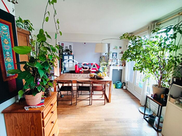 Appartement 4 pièces à vendre à Saint-Denis, République, Gare