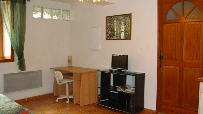 Appartement 2 pièces à Capucins-La Barbacane-La Trivalle-Bellevue, Carcassonne, à louer