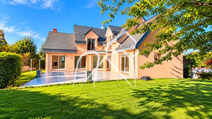 Maison 7 pièces à vendre - Le Mesnil-Esnard