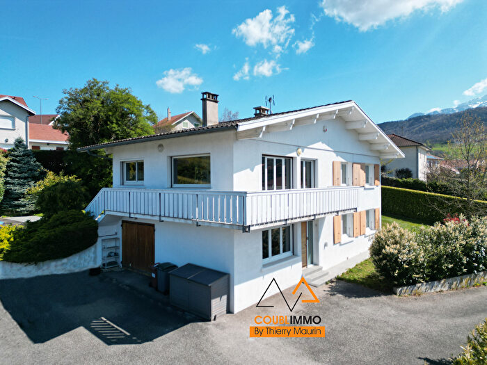 Maison 7 pièces à Coublevie, à vendre