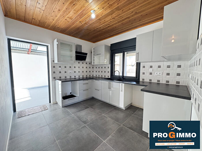 Maison à vendre - Le Tampon, Plaine des Cafres, Vingt-Troisième - 4 pièces - 3 chambres