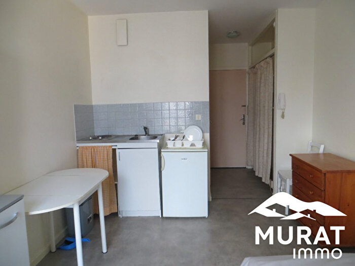 Appartement 1 pièce à Beaumont, à louer