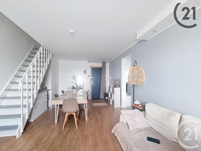 Appartement à vendre - Provins, ZUP - 4 pièces - 3 chambres