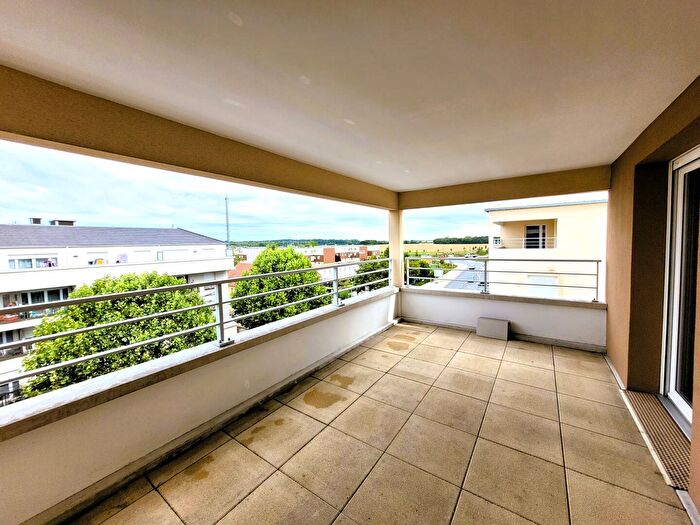 Appartement à louer - Trois Moulins, Melun - 3 pièces - 2 chambres