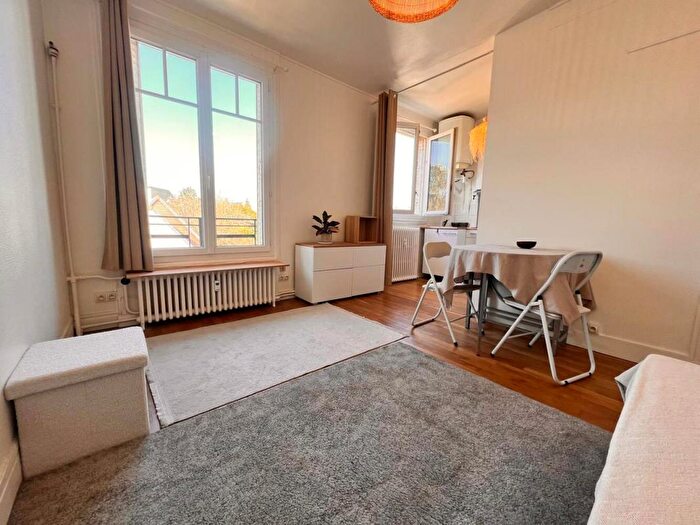 Appartement 1 pièce à louer - Chaville, Ursine