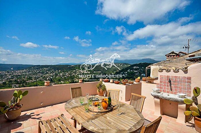 Maison à louer - Saint-Paul-de-Vence - 5 pièces - 3 chambres