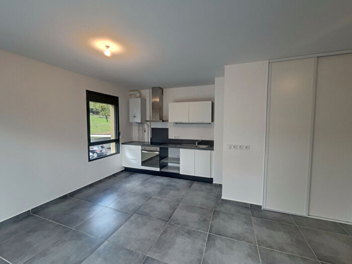 Appartement à louer - Voreppe - 3 pièces - 2 chambres