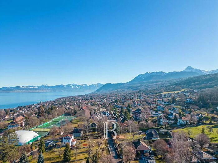 Maison à vendre - Évian-les-Bains - 8 pièces - 6 chambres