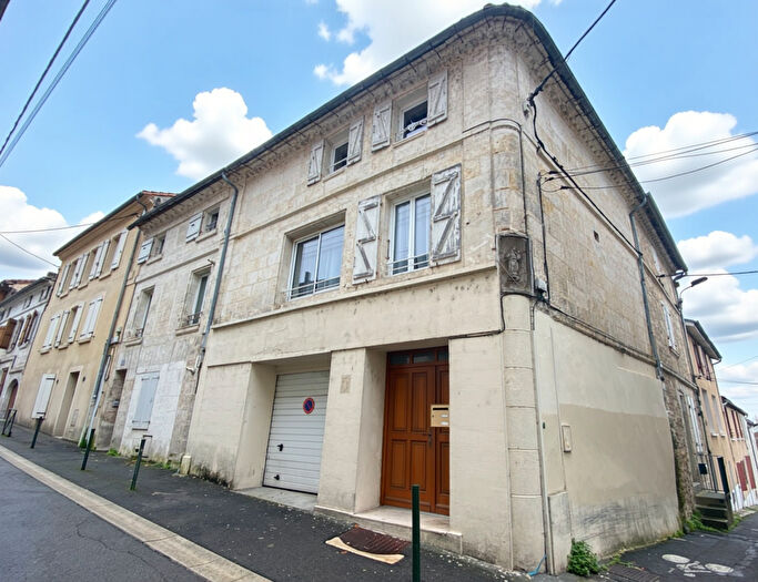 Maison à vendre - Angoulême, Saint-Ausone, Saint-Martin - 4 pièces - 3 chambres