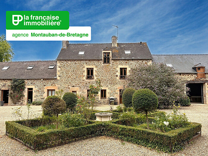 Maison à vendre - Corseul - 14 pièces - 6 chambres