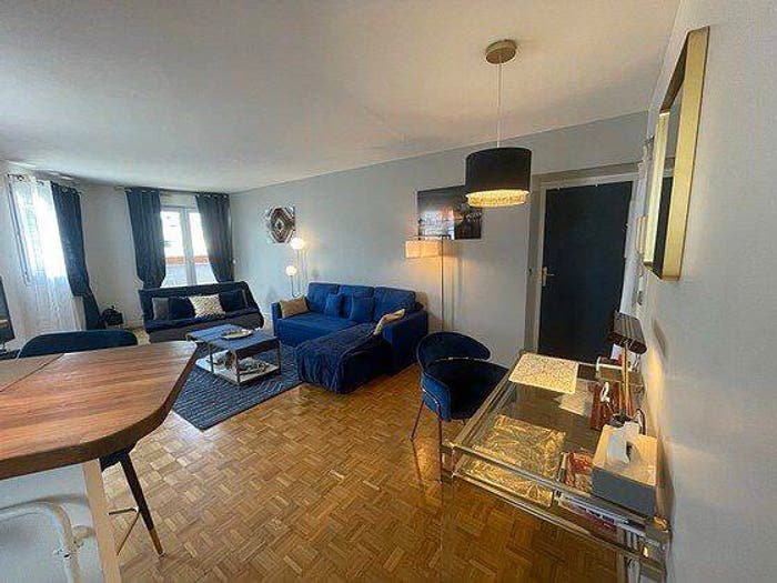 Manufacture-Brimborion-SEL-Division Leclerc, Sèvres - Appartement 2 pièces à louer
