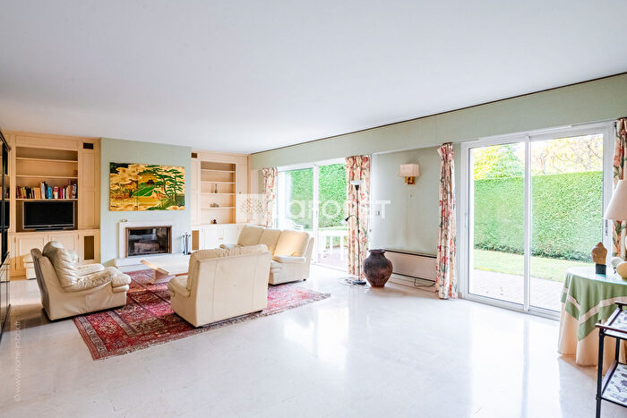 Maison à vendre - Louveciennes - 9 pièces - 4 chambres