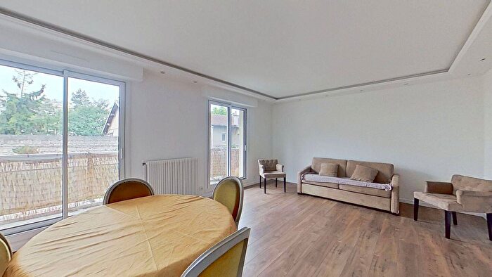 Canada Jean Jaures, Le Pecq - Appartement 3 pièces à louer
