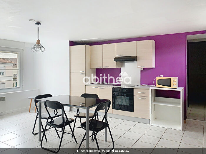 Ruelle-sur-Touvre : Appartement 1 pièce à louer