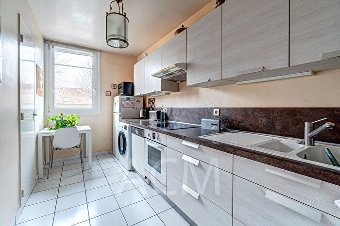 Appartement à vendre - Maisons-Laffitte, Centre-ville - 4 pièces - 2 chambres