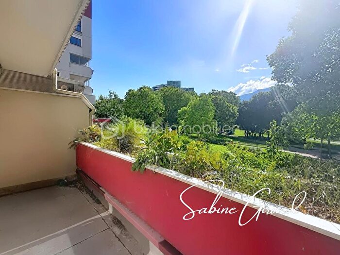 Appartement 5 pièces à Grenoble, Villeneuve, à vendre