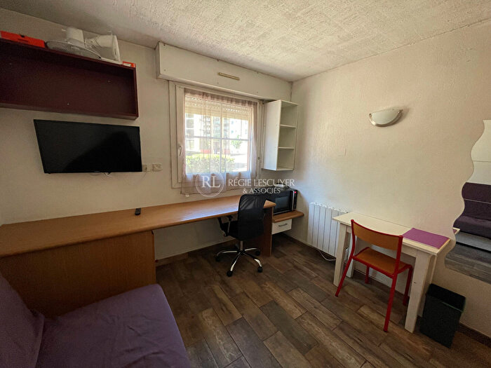 Appartement à louer - Aix-en-Provence, Pont de lArc - 1 pièce